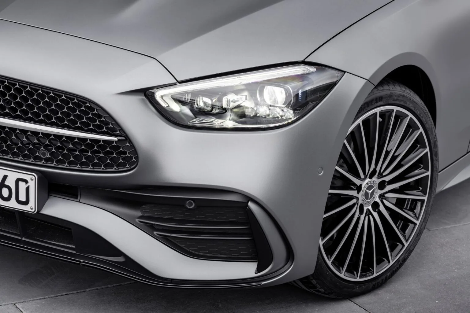 MERCEDES BENZ C-Class (W206) 2021-Present | opis, silnik, zdjęcia ...